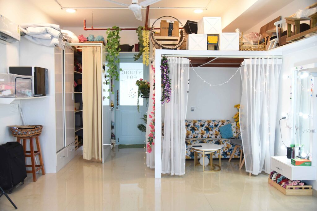 Studio & Props - Baby Bum Photography